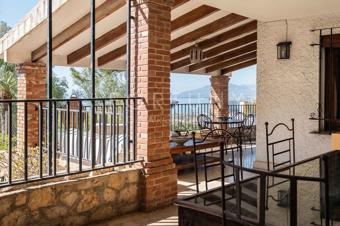 Spectacular Detached House With A Flat Plot And In Málaga, Andalusia ...