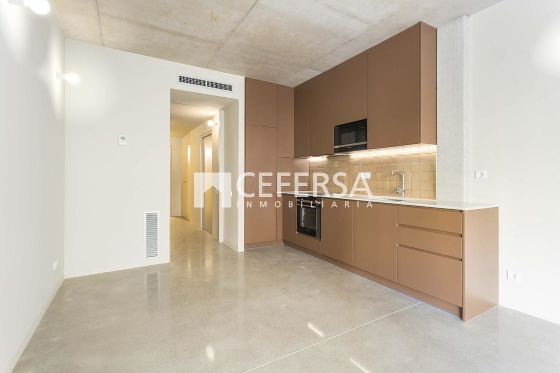 Barcelona Flat In Barcelona, Catalonia, Spain For Sale (13544526)