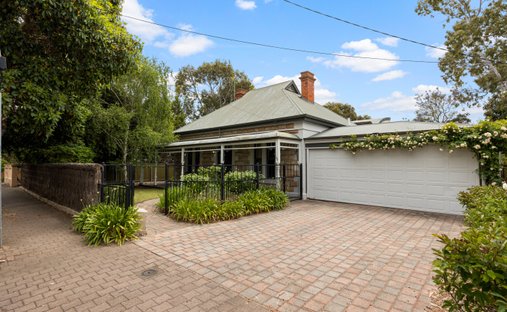 Luxury homes with balcony for sale in Parkside, South Australia ...