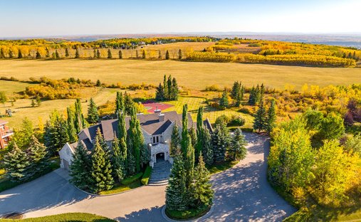 Luxury homes for sale in Calgary, Alberta, Canada | JamesEdition