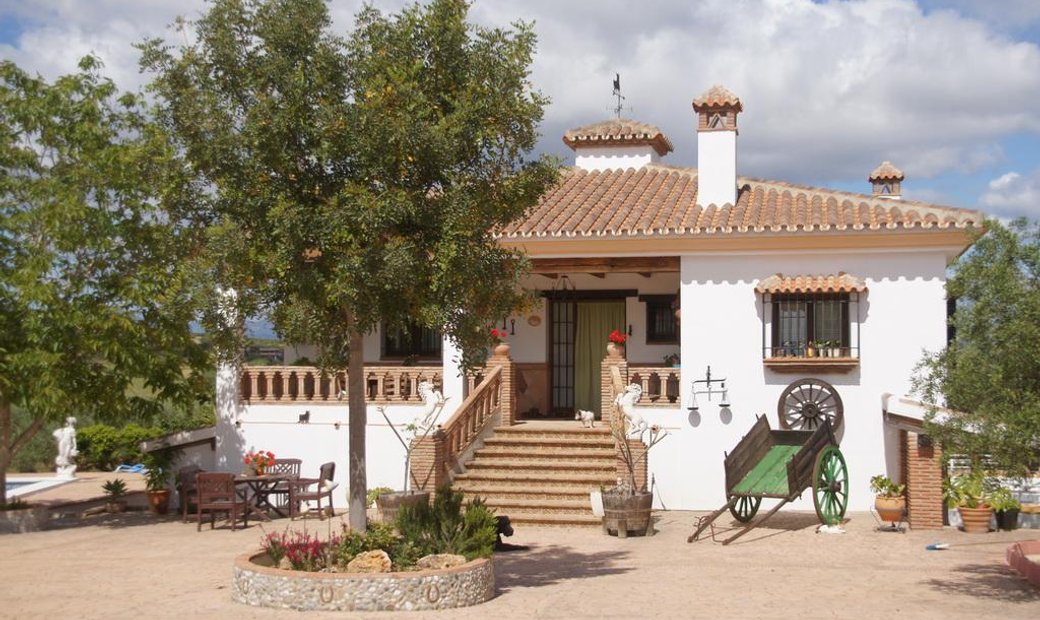 Finca Rústica Zona Inmejorable In Alhaurín De La Torre, Andalusia ...