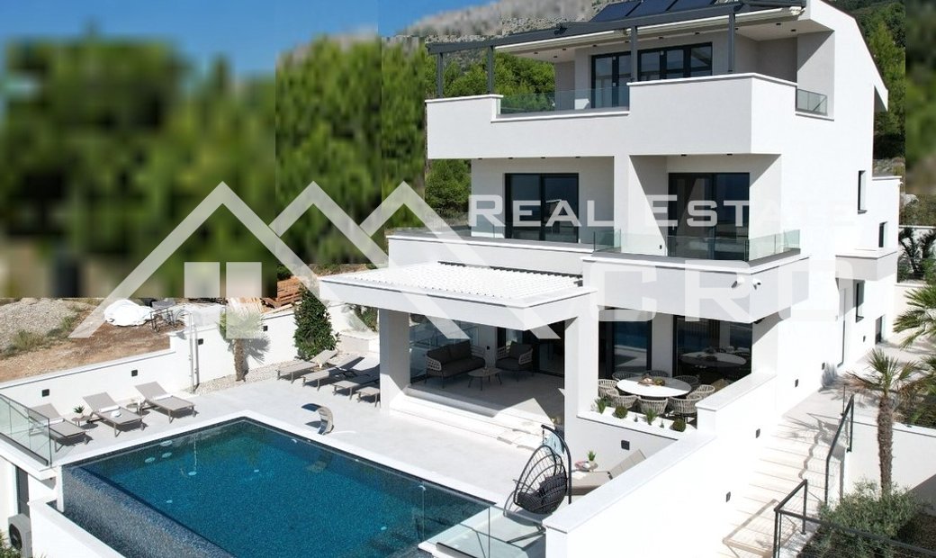 Luxuriously Furnished Villa On Four In Split, Split Dalmatia County ...