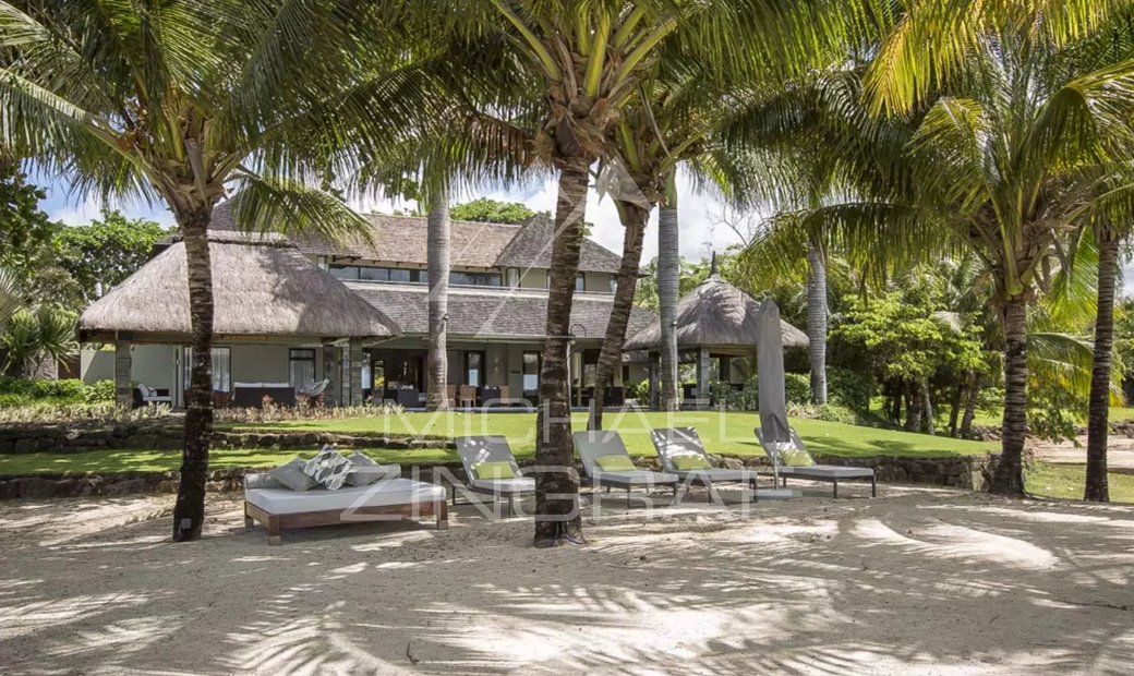 Mauritius 5 Bedrooms Beachfront In Beau Champ, Flacq District ...