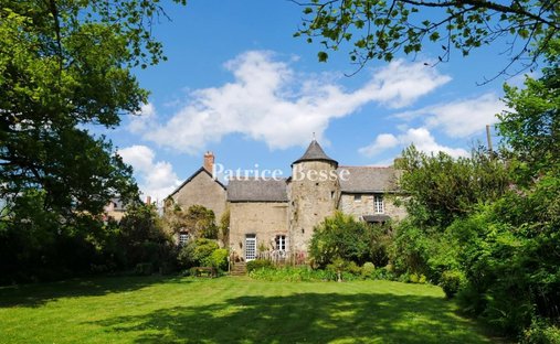 Luxury water view homes for sale in Redon, Brittany, France | JamesEdition