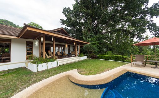 Luxury homes with garden for sale in Limon, Limón, Costa Rica ...