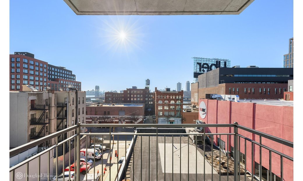 Rental Bronx In New York, New York, United States For Rent (13627433)