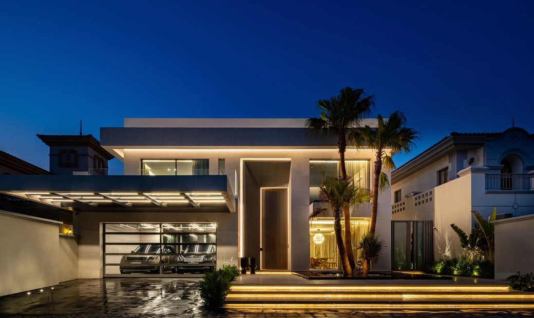 Villa Nero Unique Custom Built Villa On In Dubai, Dubai, United Arab ...