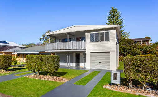 Luxury homes for sale in Nelson Bay - Corlette, New South Wales ...