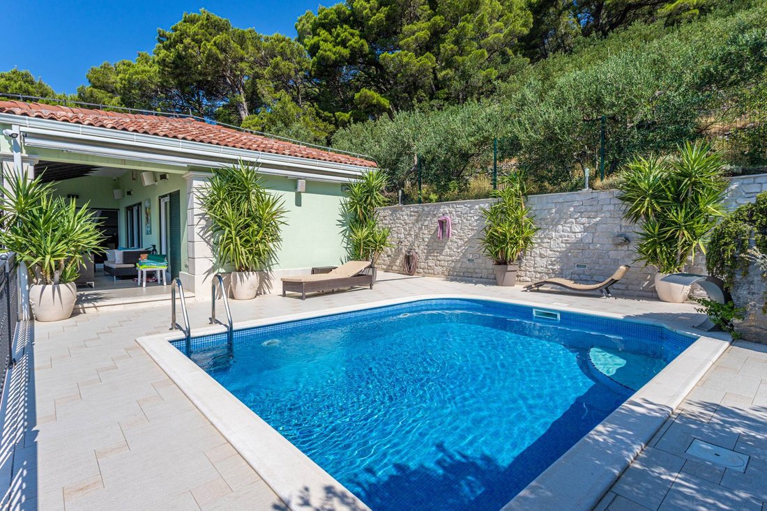 Brela Beautiful House With Swimming In Brela, Split Dalmatia County ...