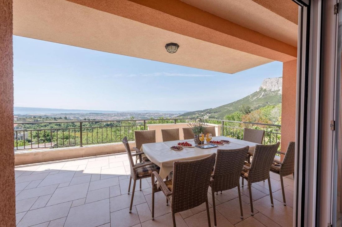 Solin Modern Villa With Panoramic In Klis, Split Dalmatia County ...