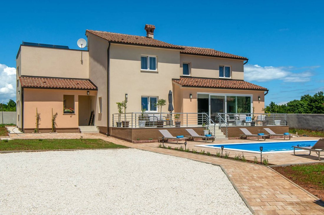 Barban, Two Beautiful Houses, With A Large In Hrboki, Istria County ...