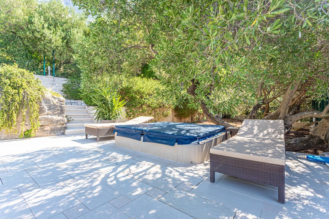 Brela Beautiful House With Swimming In Brela, Split Dalmatia County ...