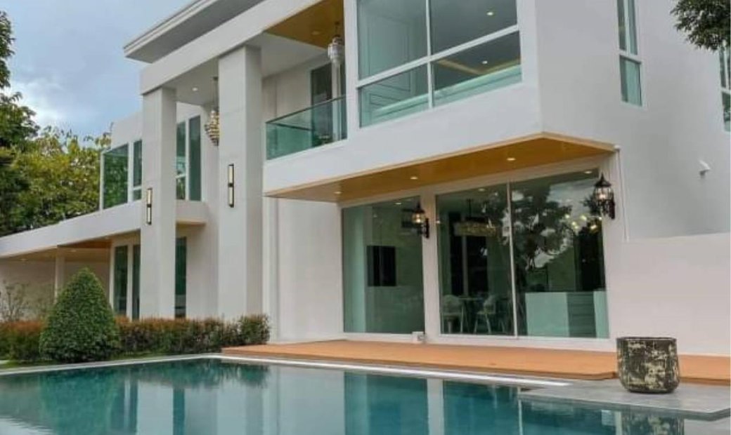 San Patong Zone Luxurious Pool Villa 17 Mb. Area 1.3 In Chiang Mai ...