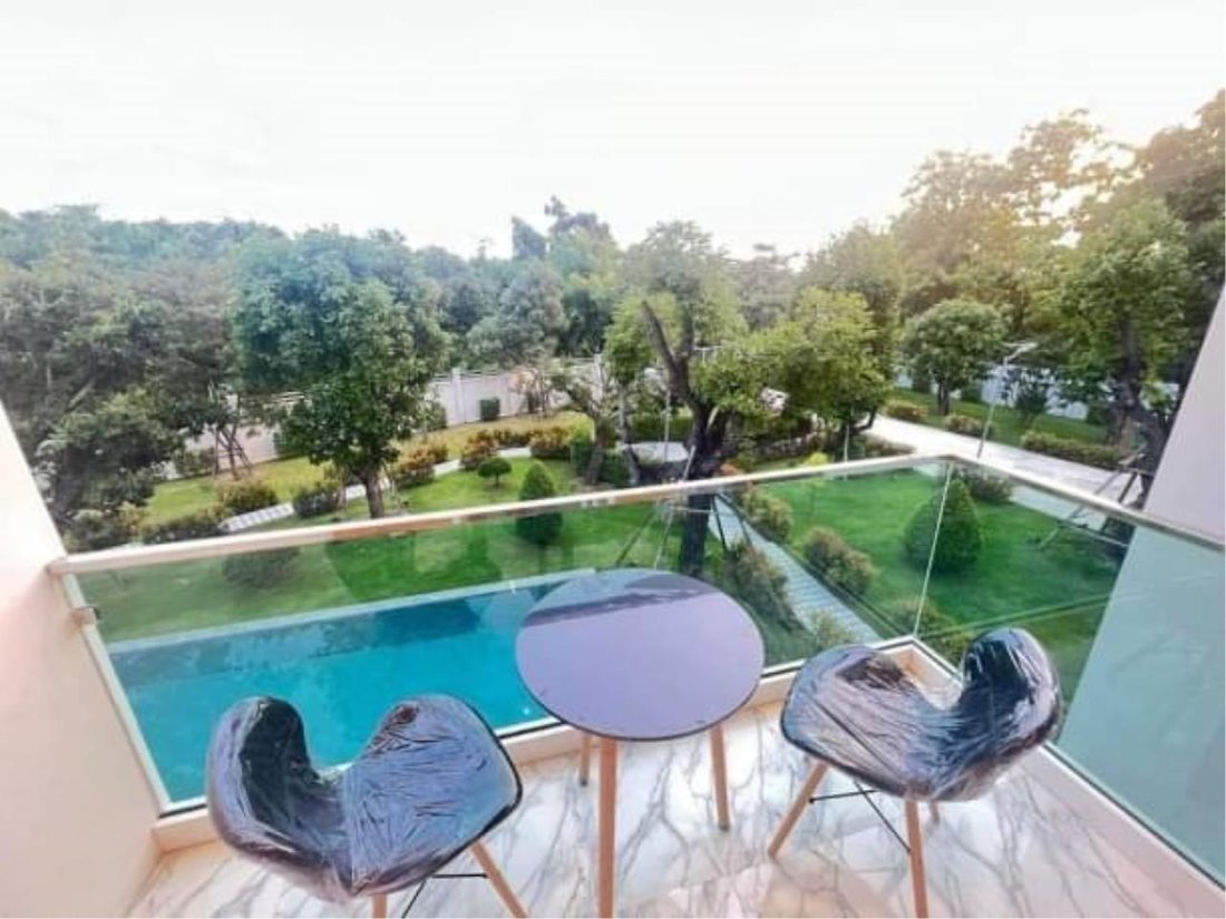 San Patong Zone Luxurious Pool Villa 17 Mb. Area 1.3 In Chiang Mai ...