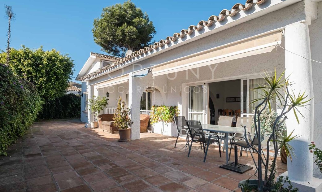 Spacious And Bright Villa Flat Dans Saladillo Benamara, Andalousie ...