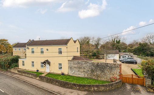 Luxury homes for sale in Tunley, England, United Kingdom | JamesEdition
