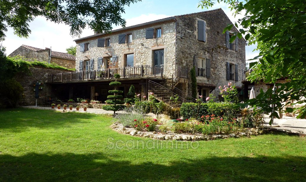 Vente Bastide 12 Pièce(s) In Cordes Sur Ciel, France In Vendita (13675579)