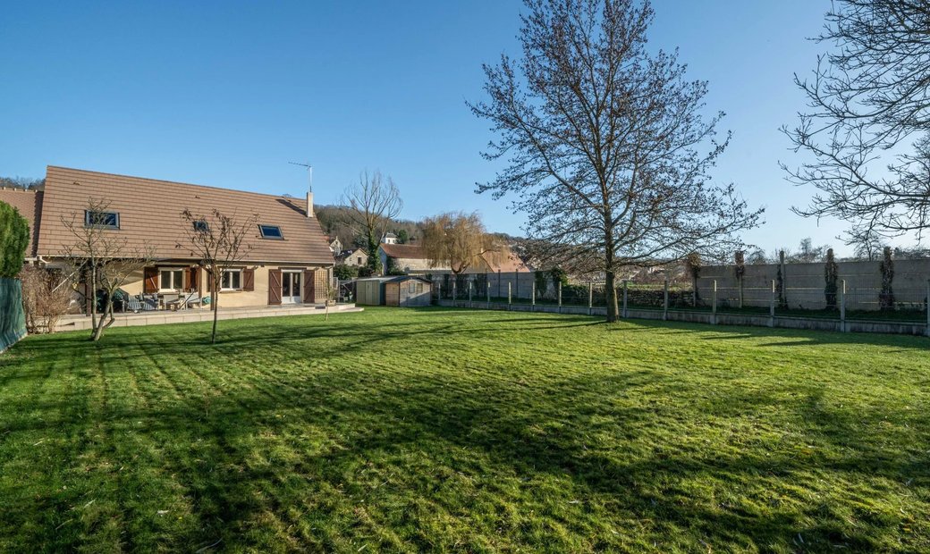 House In Nezel (78) In La Falaise, île De France, France For Sale ...