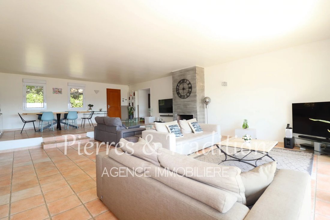 Provence Luberon, Beautiful House In Apt, Provence Alpes Côte D'azur ...