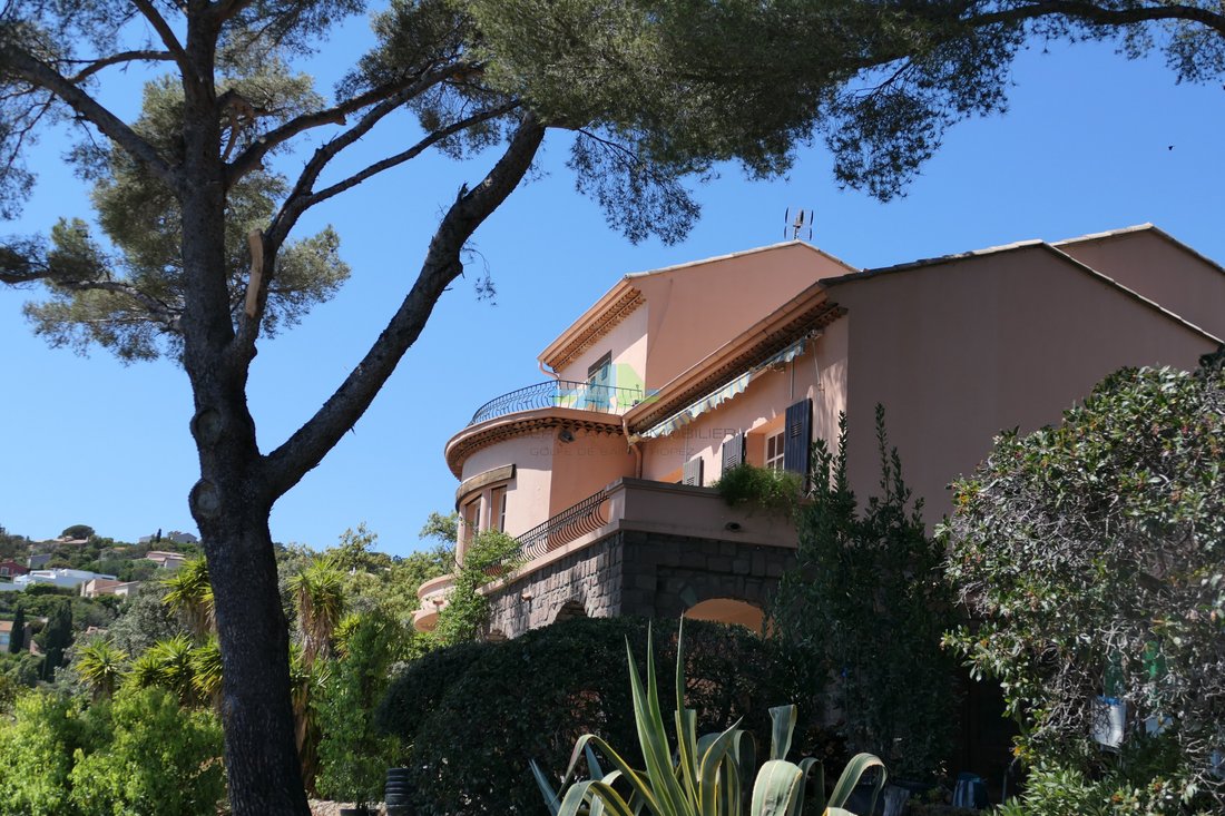 Superb Sea View In Roquebrune Sur Argens, Provence Alpes Côte D'azur ...