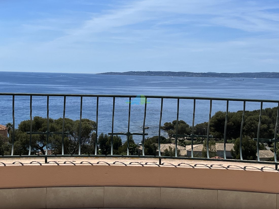 Superb Sea View In Roquebrune Sur Argens, Provence Alpes Côte D'azur ...