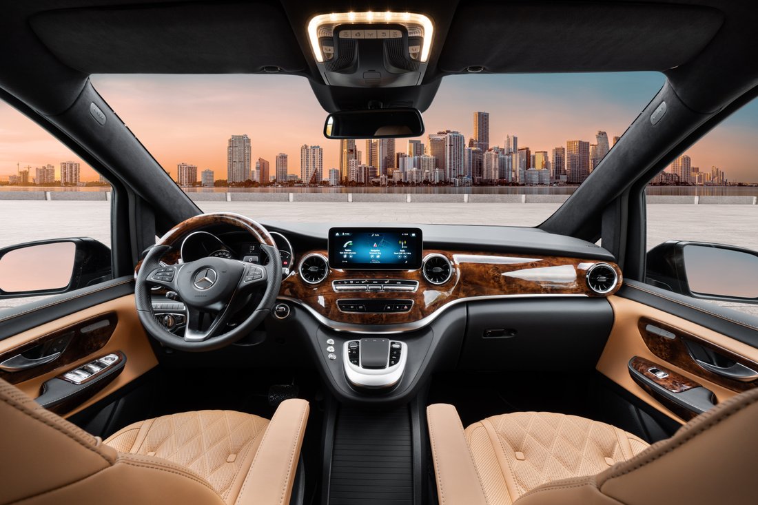 2023 Mercedes Benz V Class 300 In Minden, North Rhine Westphalia ...