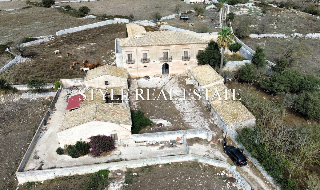 Fortified Farmhouse From The 1800s 20minutes From Sea In Ragusa, Sicily ...