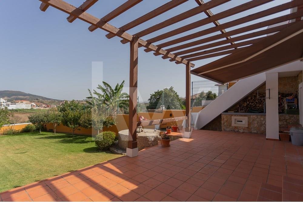 Turcifal | 4+1 Bedroom Villa With Garden On A In Turcifal, Lisbon ...