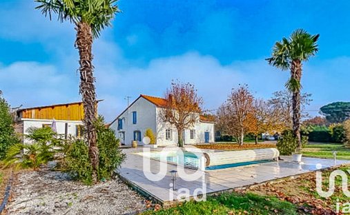 Luxury homes for sale in Noé, Occitanie, France | JamesEdition