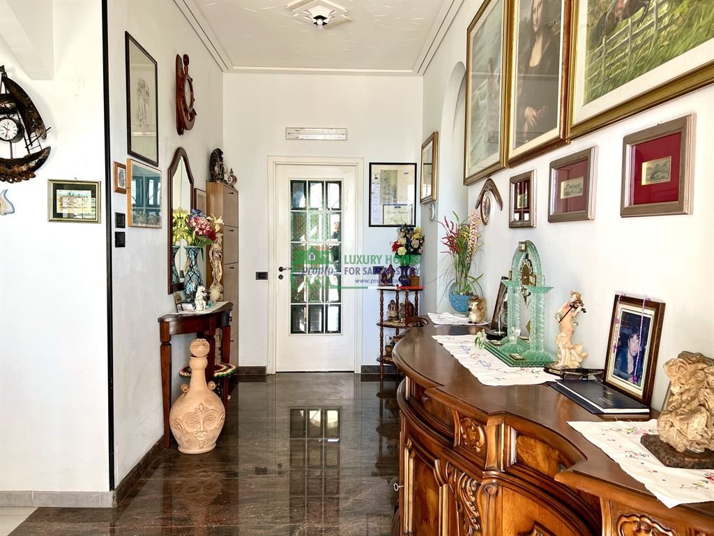 Ragusa Villa In Nave, Sicily, Italy For Sale (13705887)