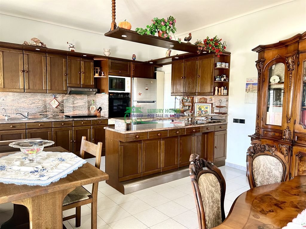 Ragusa Villa In Nave, Sicily, Italy For Sale (13705887)