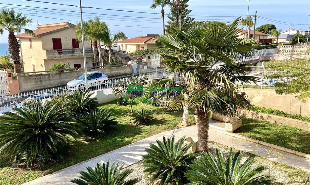 Ragusa Villa In Nave, Sicily, Italy For Sale (13705887)