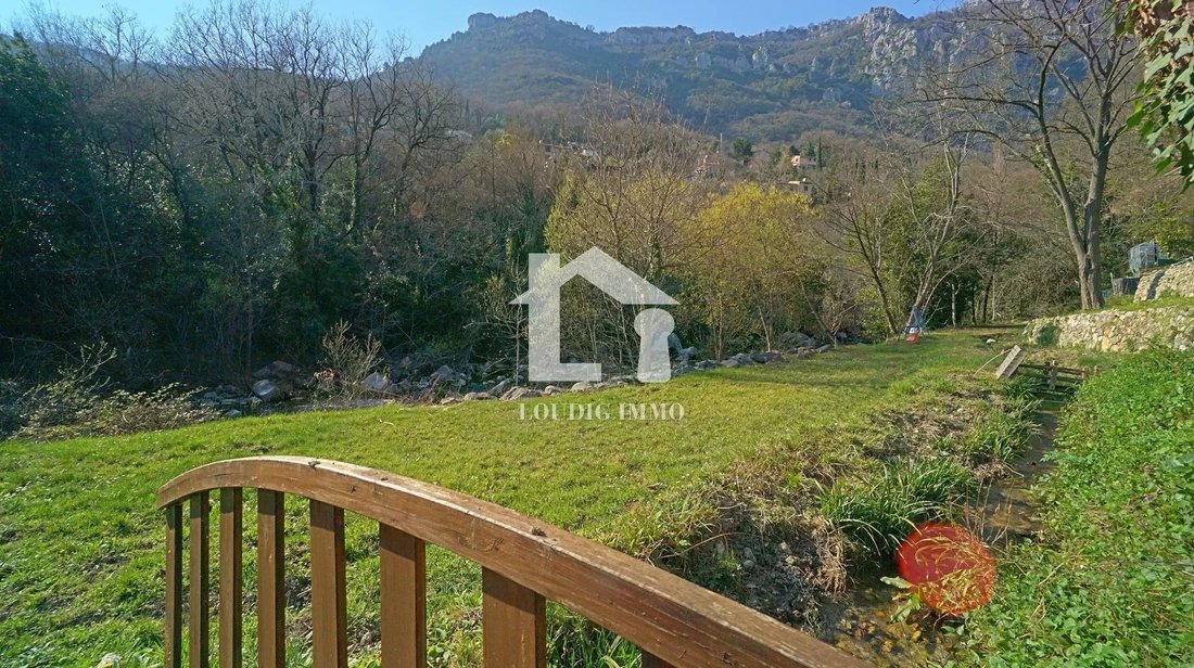 Tourrettes Sur Loup In Tourrettes Sur Loup, Provence Alpes Côte D'azur ...