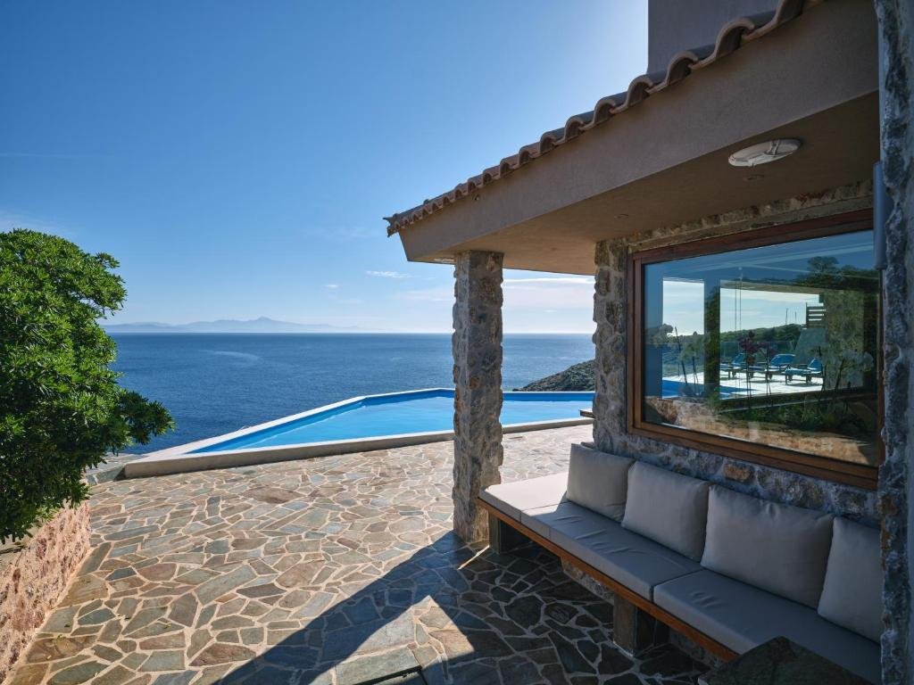 Five Bedroom Beachfront Villa For Rent In Keratea, Attica, Greece For ...