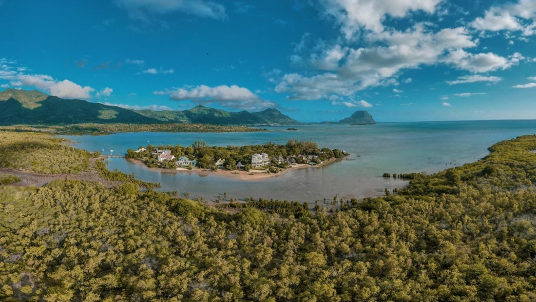 Zilo In Ilot Fortier, Rivière Noire District, Mauritius For Sale (13721457)