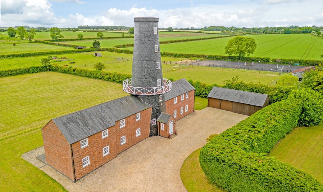 4 Bedroom Detached House For Sale In In Scopwick, England, United ...