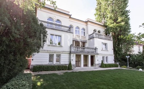 Luxury villas for rent in Budapest, Hungary | JamesEdition