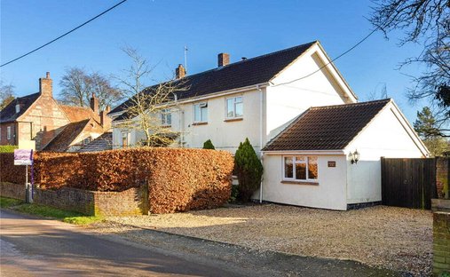 Luxury homes for sale in Aldbourne, England, United Kingdom | JamesEdition