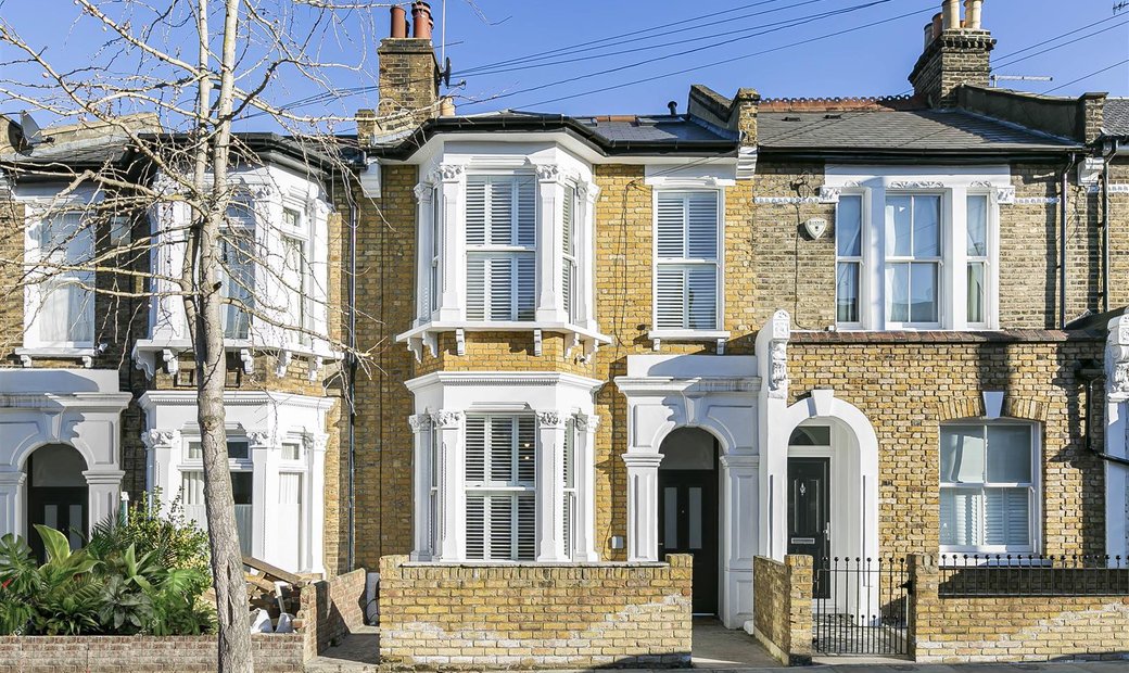 4 Bedroom House For Sale In London In London, England, United Kingdom ...