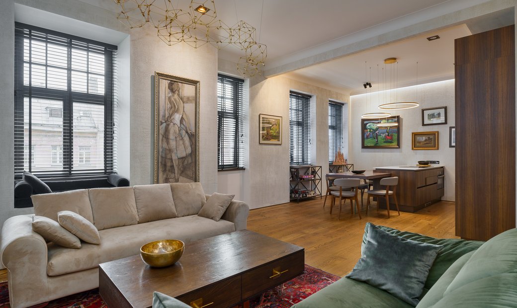Elegant And Comfortable Apartment In An Excellent Location In Riga ...