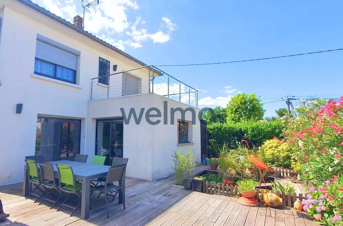 Maison 7 Pièces 240 M² Mérignac In Mérignac, Nouvelle Aquitaine, France ...