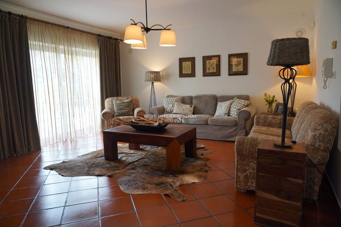 Impressive 8 Bedroom Residence, Featuring A In Turcifal, Lisbon ...