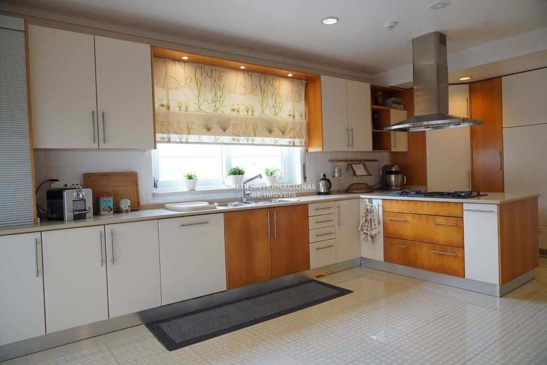 Impressive 8 Bedroom Residence, Featuring A In Turcifal, Lisbon ...