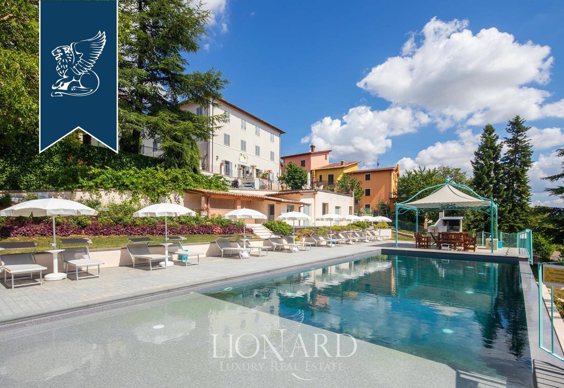 Neoclassic Villa With A Pool In The Heart Of Marche Mountains In Marche ...