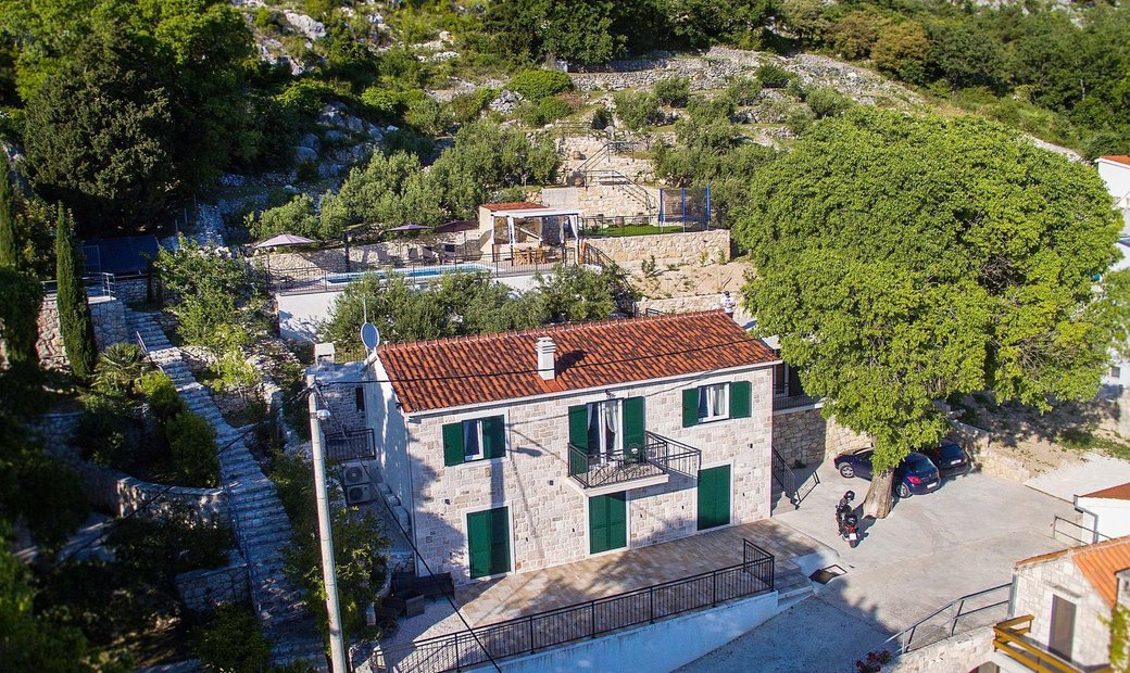 Omiš, Borak, House With Pool And Sea In Borak, Split Dalmatia County ...