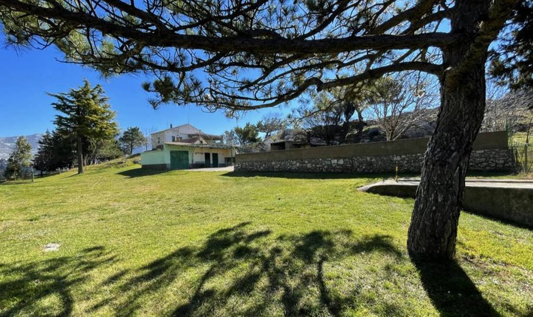 Klis, Land / House 3684m2 In Klis, Split Dalmatia County, Croatia For ...