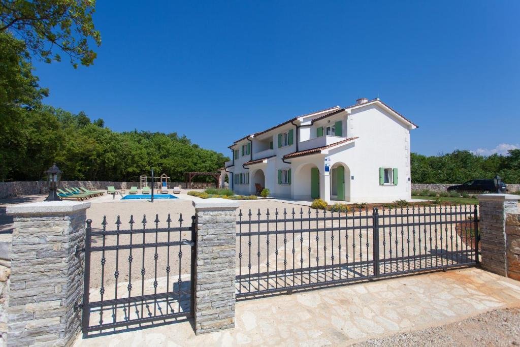 Kras House In Kras, Primorje Gorski Kotar County, Croatia For Sale ...