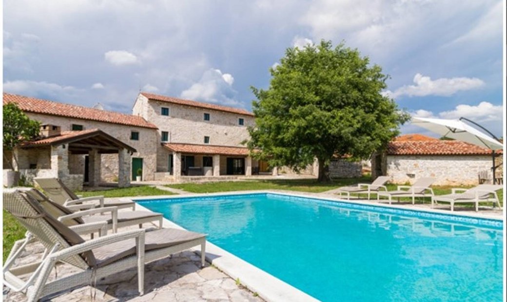 Barban, A Beautiful Stone Villa With A In Galižana, Istria County ...