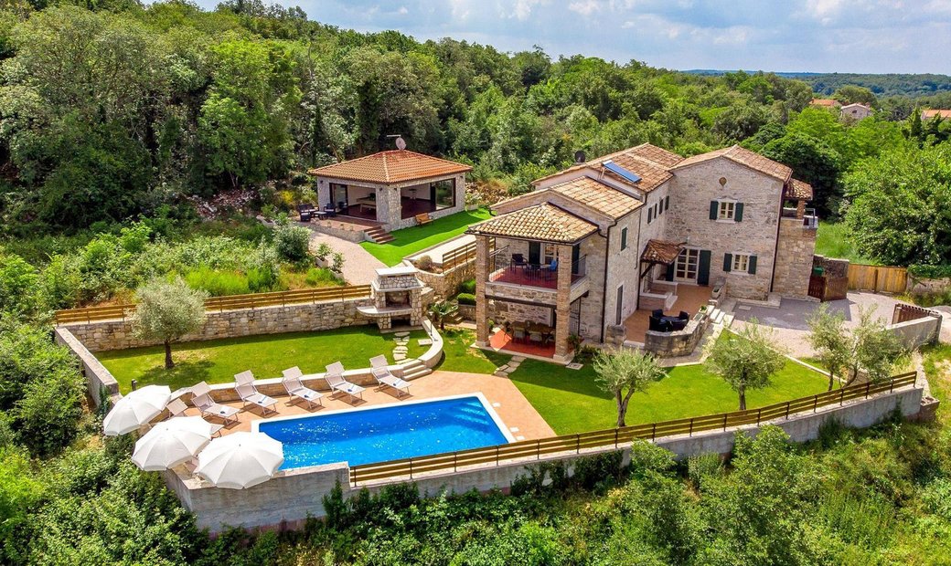 Istria, Tinjan Magnificent Istrian Stone In Muntrilj, Istria County ...