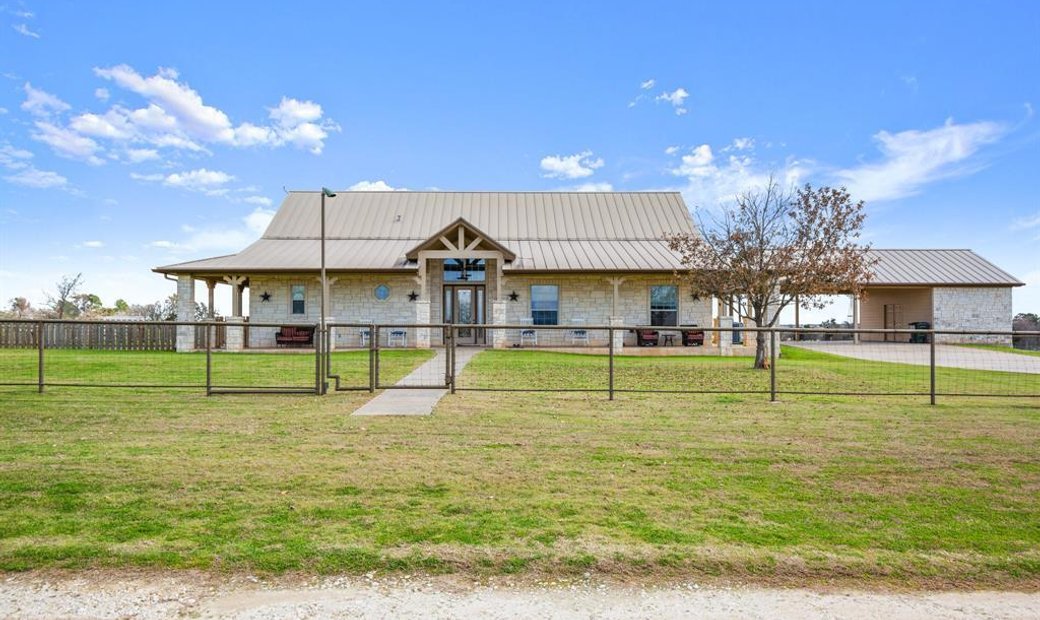 Farm/Ranch Elgin In Elgin, Texas, United States For Sale (13813085)